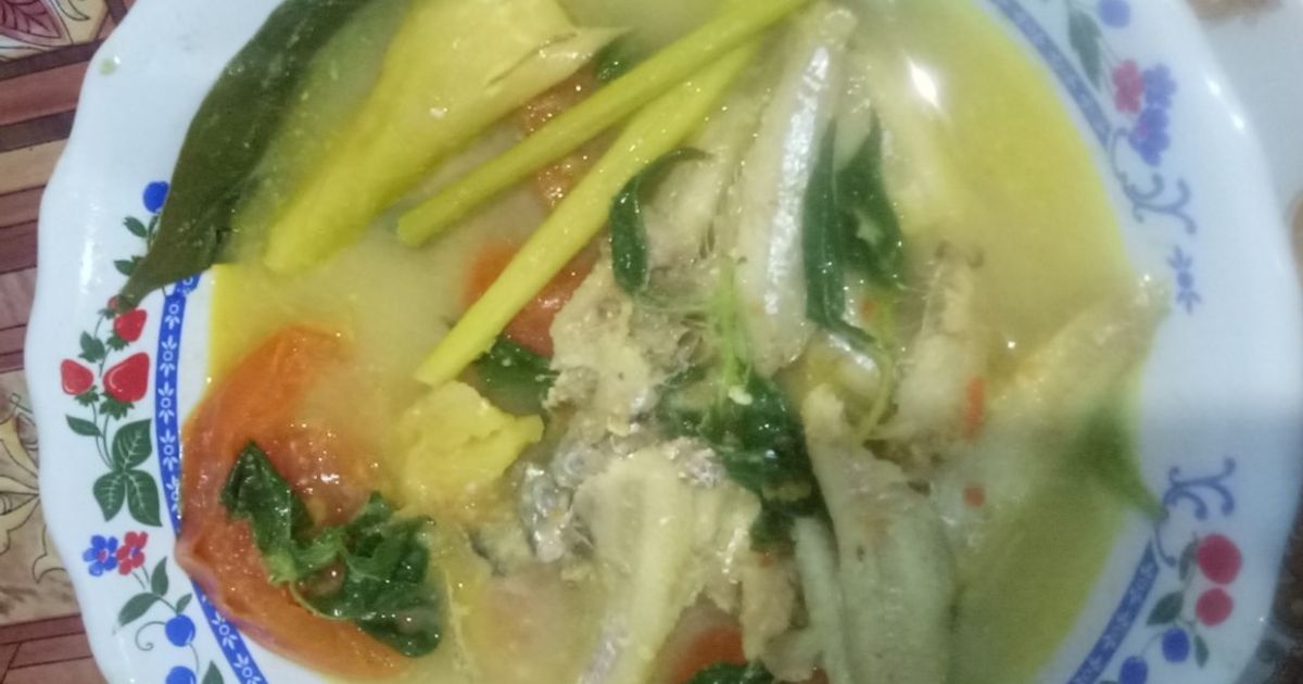 Resep Wader Kuah Kuning Kemangi oleh yattie riyadi - Cookpad