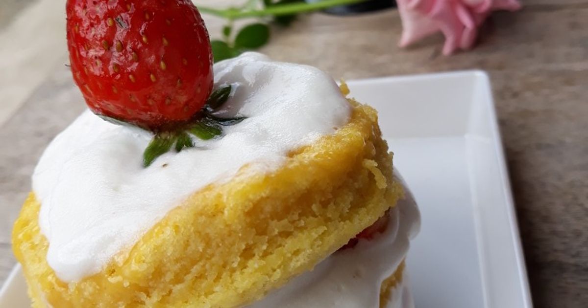 Resep Soft Stroberi Cake oleh Aulia Zahra - Cookpad