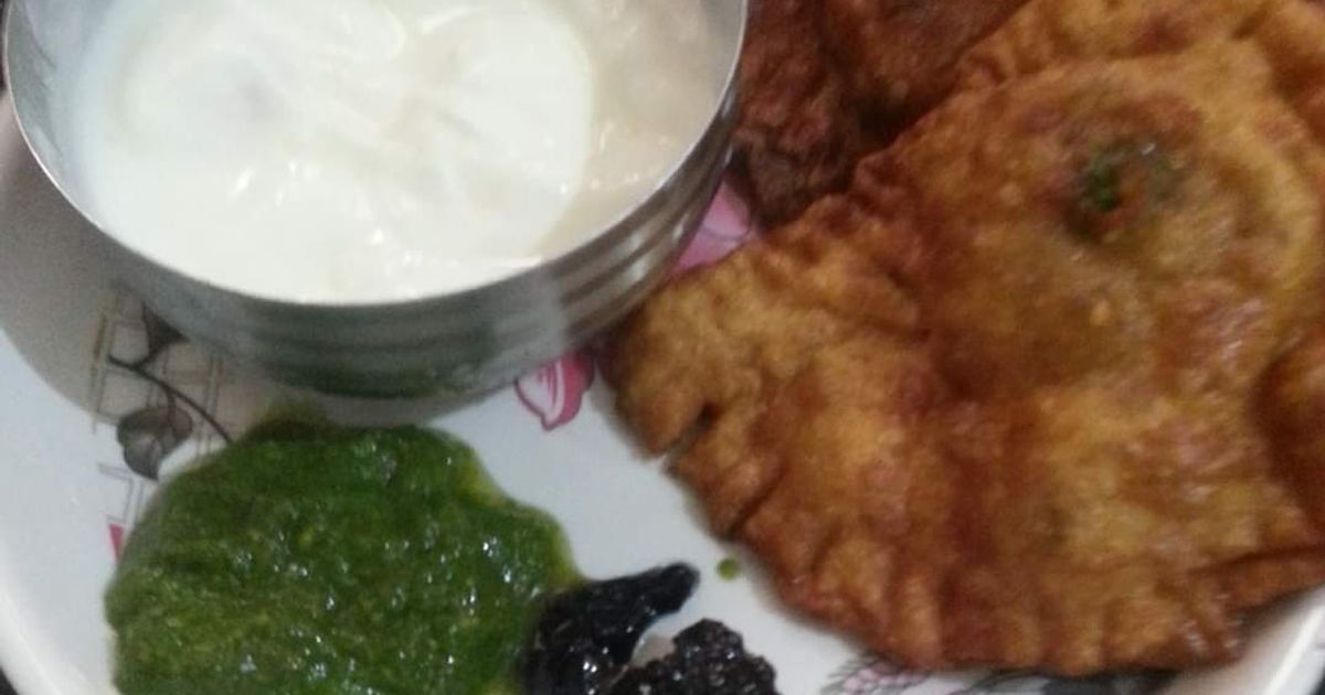 Leftover Potato Poori Recipe by Tanuja Sharma - Cookpad