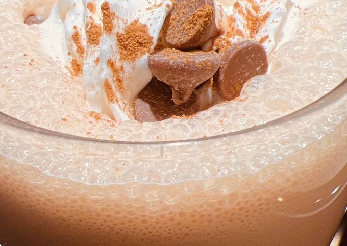 Dutch Chocolate Vanilla Drink Recipe by Crock Pot Girl 🤡 - Cookpad