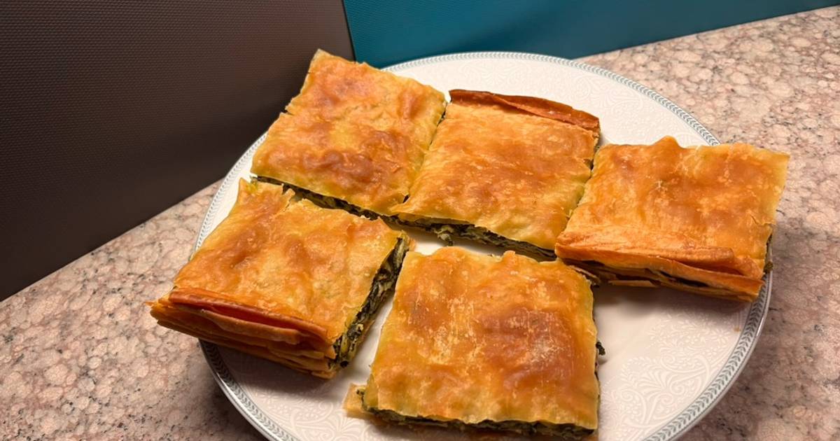 Η σπανακόπιτα της Φούλας 🩷 ️🩷 Συνταγή από τον/την Lena K - Cookpad