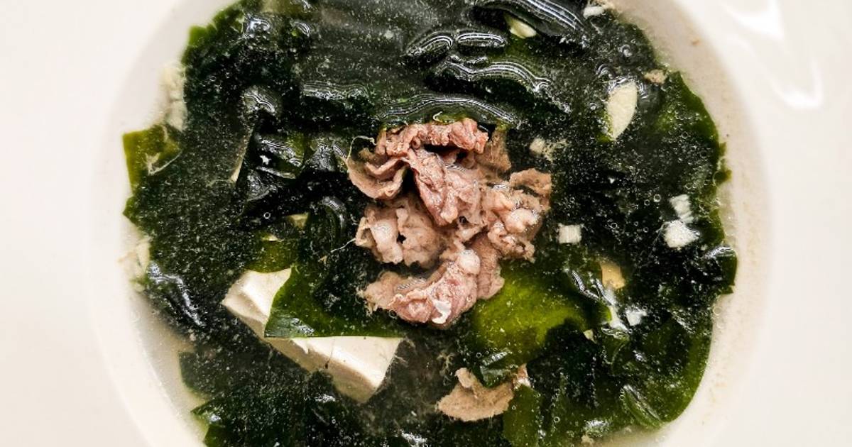 Resipi Dubu Miyeok Guk - Tofu Seaweed Soup oleh Nihadriz Niha - Cookpad