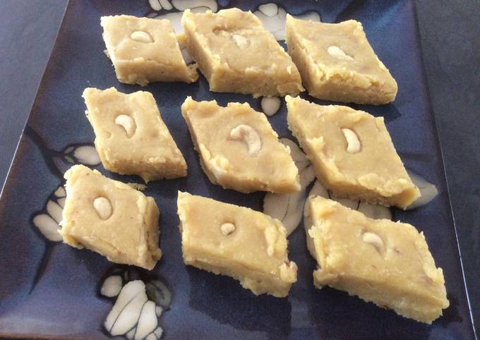 Wheat Burfi Recipe by Roopashiva - Cookpad