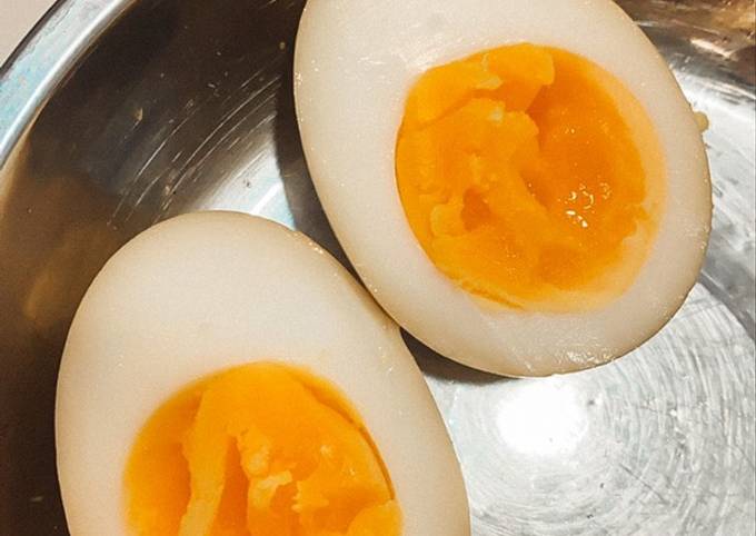Resep Japanese Marinated Egg (Telur Ramen) oleh Evelyn Hary - Cookpad