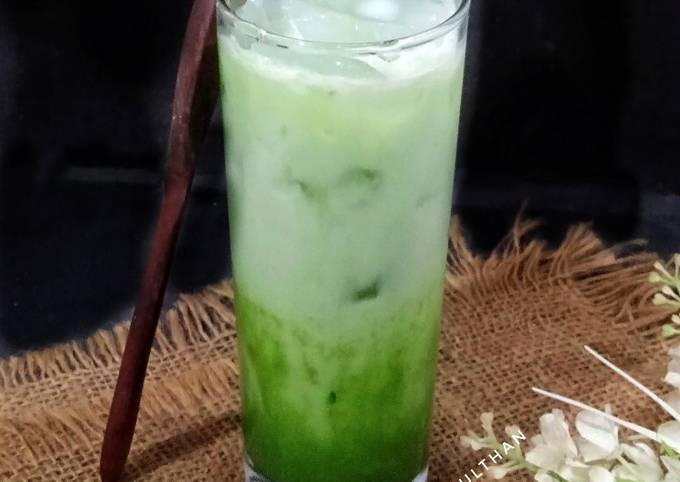 Resep Es Matcha Latte oleh farida Sulthan 🇮🇩 (IG. Malika02782) - Cookpad