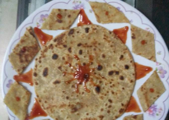 Potato Paratha Bites Recipe by Sarika Shrivastava - Cookpad