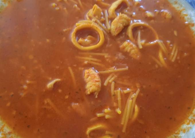 Fideos con calamares y langostinos Receta de Javier M- Cookpad