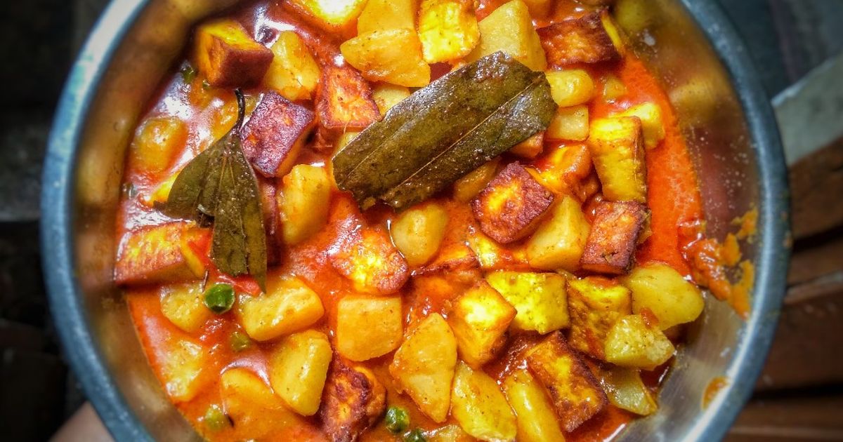 Rama Das Karar দ্বারা মটরশুঁটি দিয়ে ছানার ডালনা (Motorshuti Diye Chane Dalna Recipe In Bengali ...