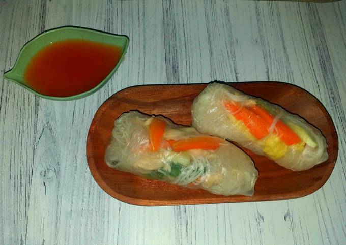 Resep Springroll simpel oleh Ala Selerai - Cookpad