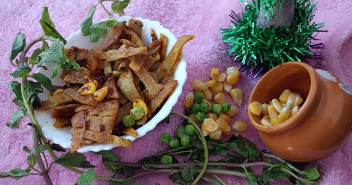 Leftover poori sweet corn noodles Recipe by Chef Tripti Saxena - Cookpad