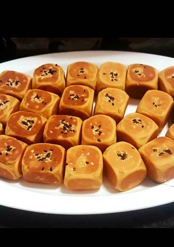 สูตร ขนมลูกเต๋า (อร่อยจนต้องบอกต่อ😁) โดย Bambi Cooking - Cookpad