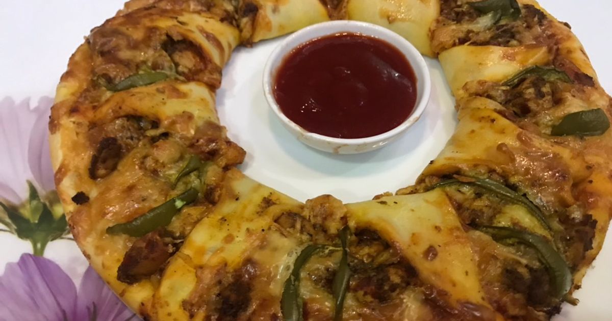 Chae Shae Sunflower Pizza Recipe by Zobia Sajjad - Cookpad