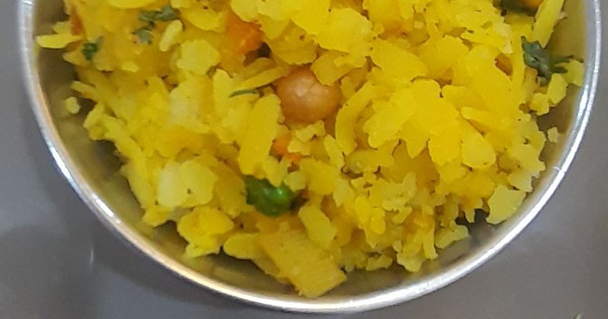 Vegetable Poha (No Onion, No Garlic) Recipe by Nikita Singhal - Cookpad