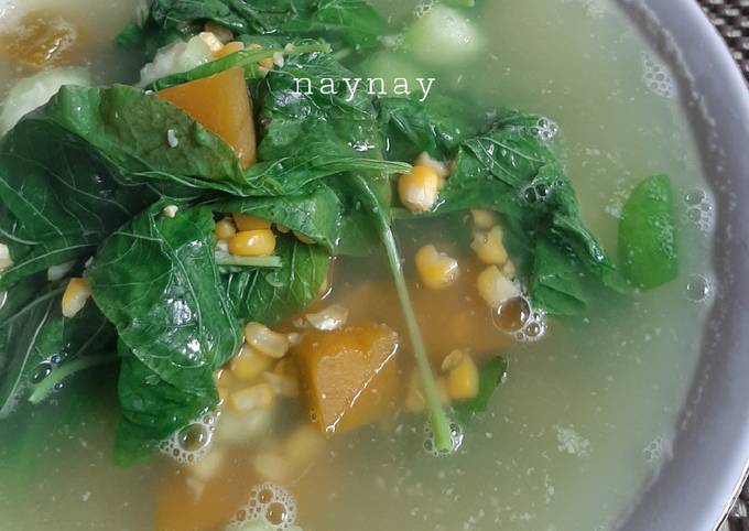 Resep Sayur Bening Bayam, Labu, Gambas & Jagung oleh NayNay - Cookpad