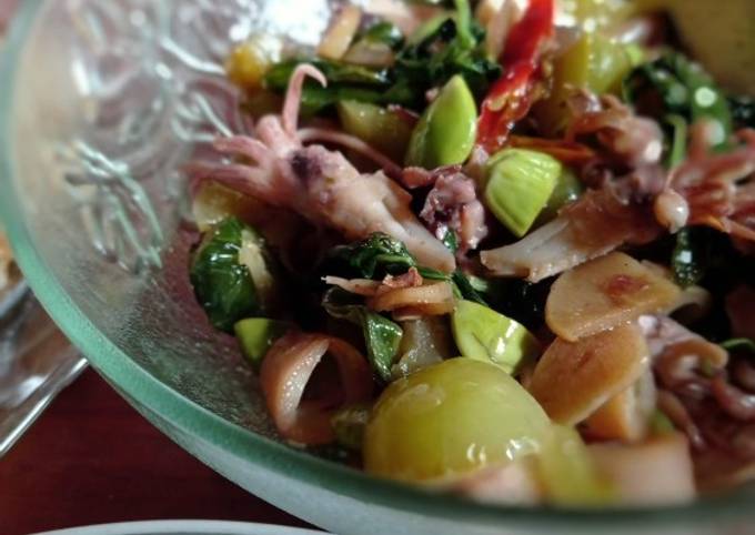 Resep Cumi Pete Cabai Ijo oleh Erlina Indri - Cookpad