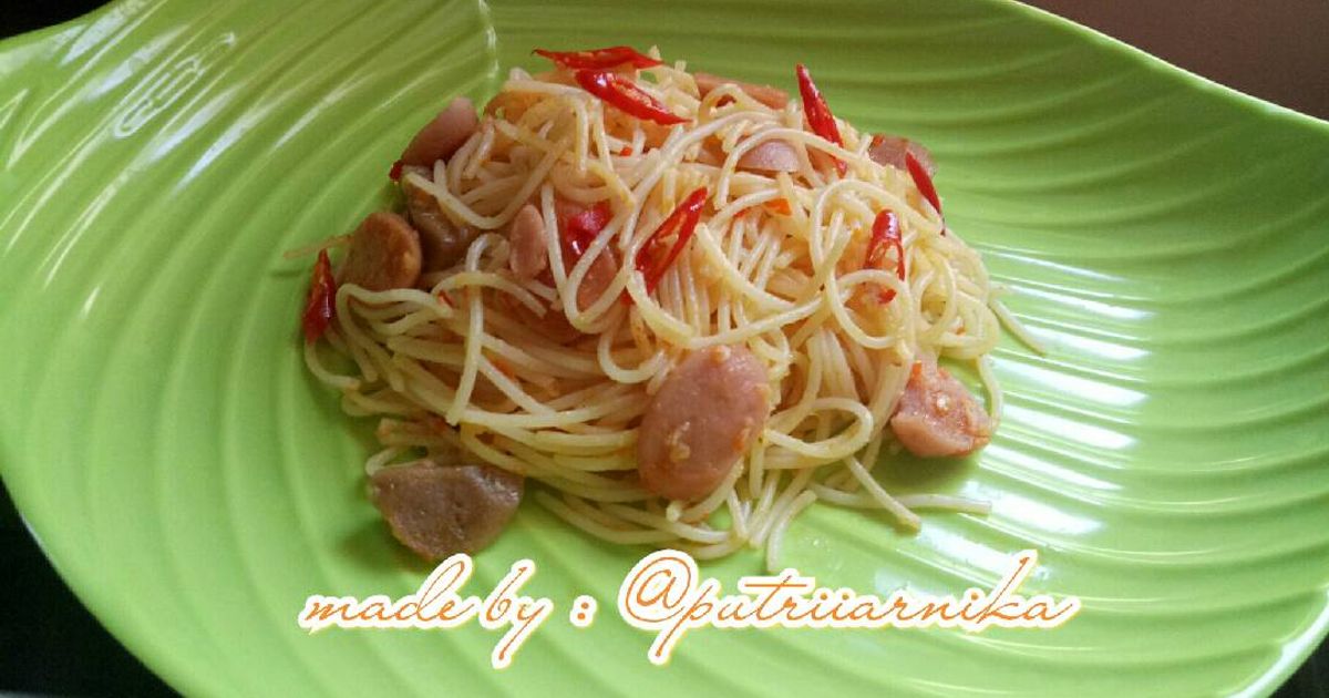 Resep Spaghetti Sosis Bumbu Cabe oleh Putri Arnika - Cookpad