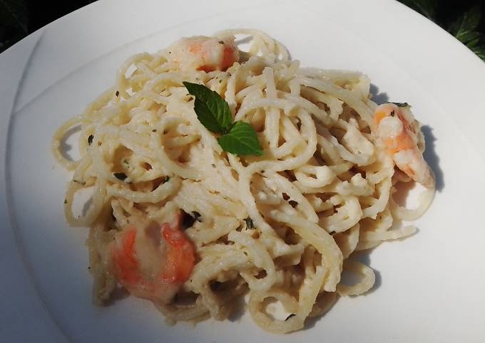 Spaghetti con camarones 🍤 Receta de Ariadna Acevedo Miguel- Cookpad