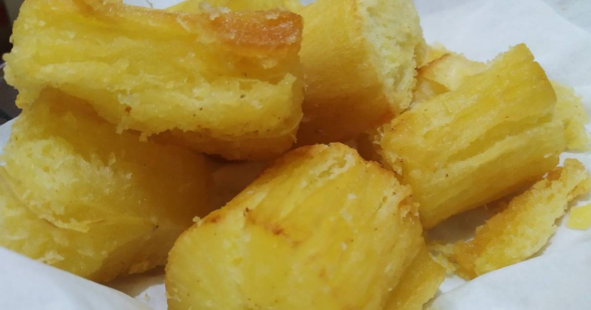 Resep Singkong goreng empuk merekah oleh Mom azizah - Cookpad