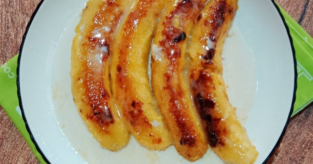 Resep Pisang Panggang Bakuah Santan Khas Minang oleh KasMira - Cookpad