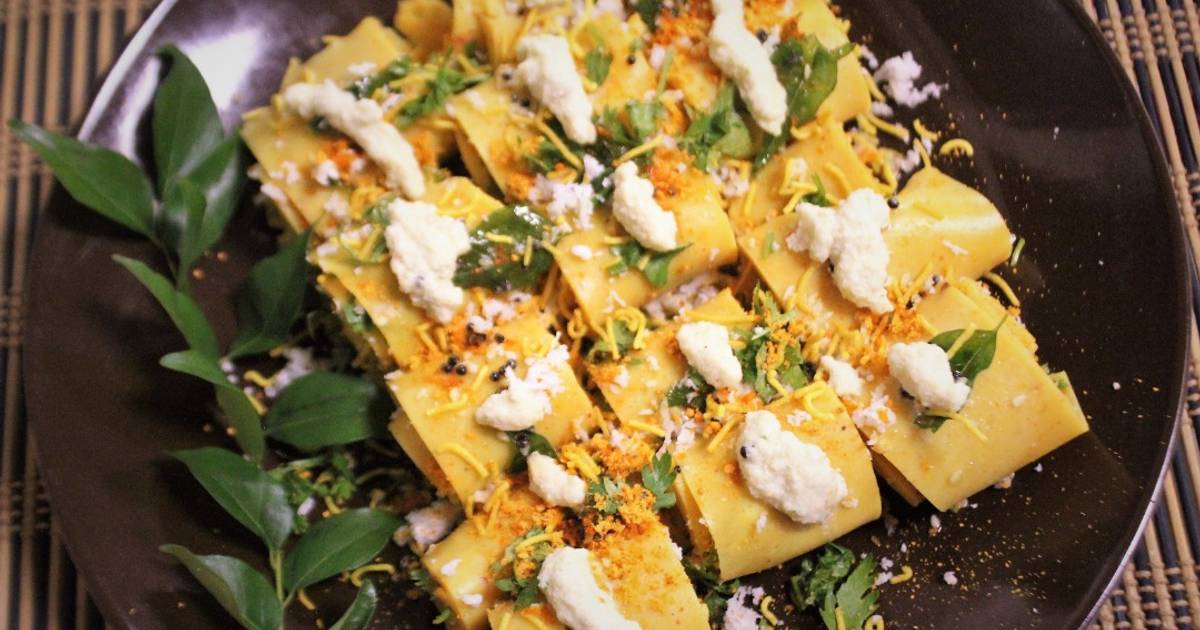 Sambar Flavoured Stuffed Khandvi (Pressure Cooker Method) Recipe by ...