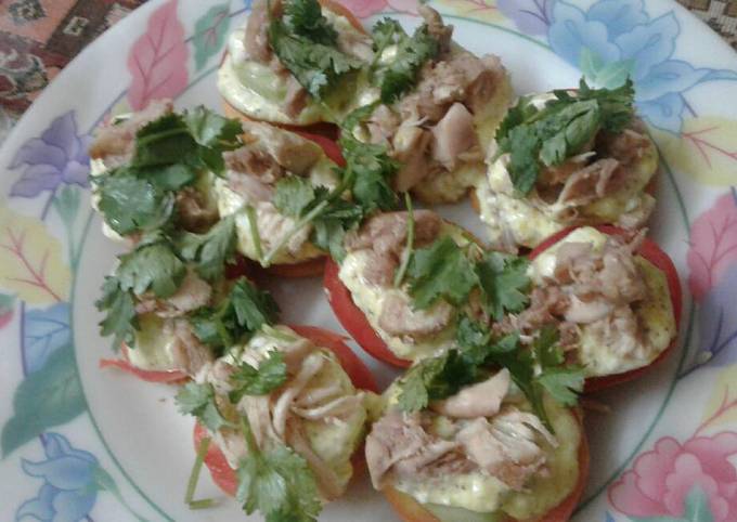 Chicken topping delights Recipe by Somali Paul - Cookpad