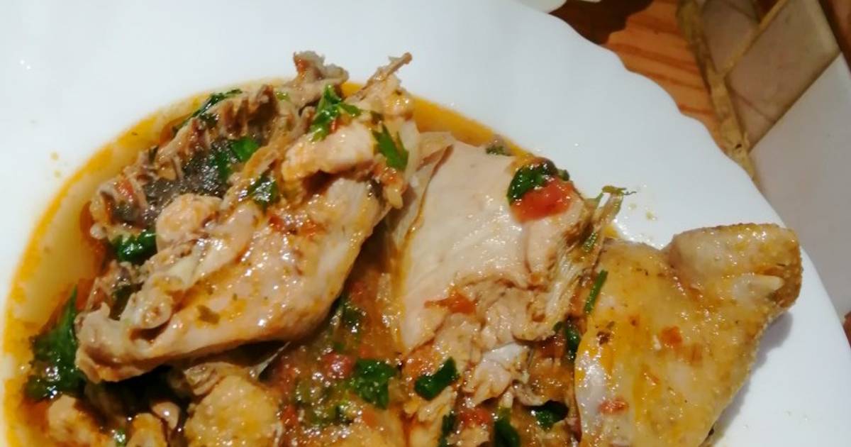 Garlic fried chicken stew#foodphotographychallenge Recipe by Rose Njeri ...