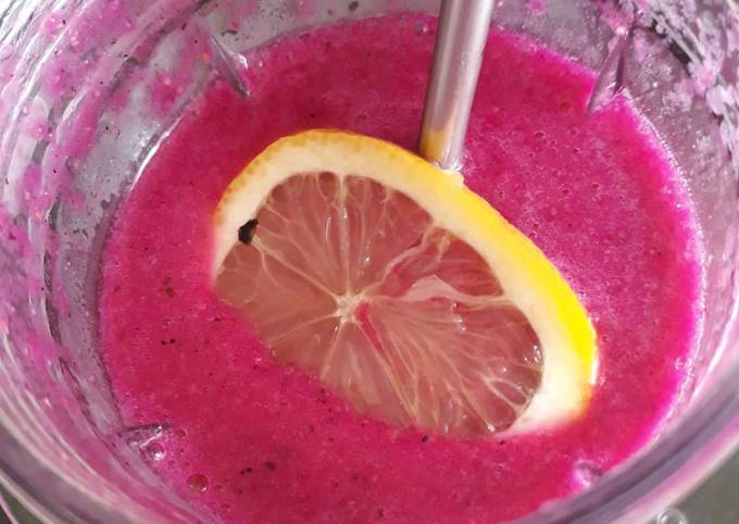 Resep Jus Pisang Buah Naga Plum Nanas Lemon Flaxseed oleh Silvia Mgrt ...