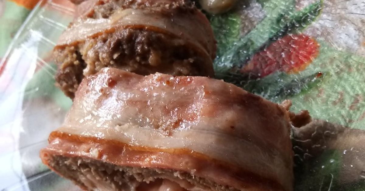 Arrollado De Carne Picada Cubierta De Panceta. Receta de Mely Quintana ...