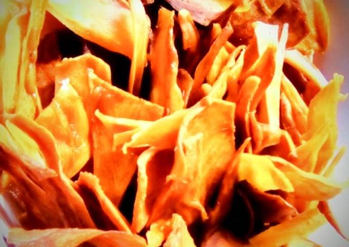 Potato crackers Recipe by Fareedah Yahya - Cookpad