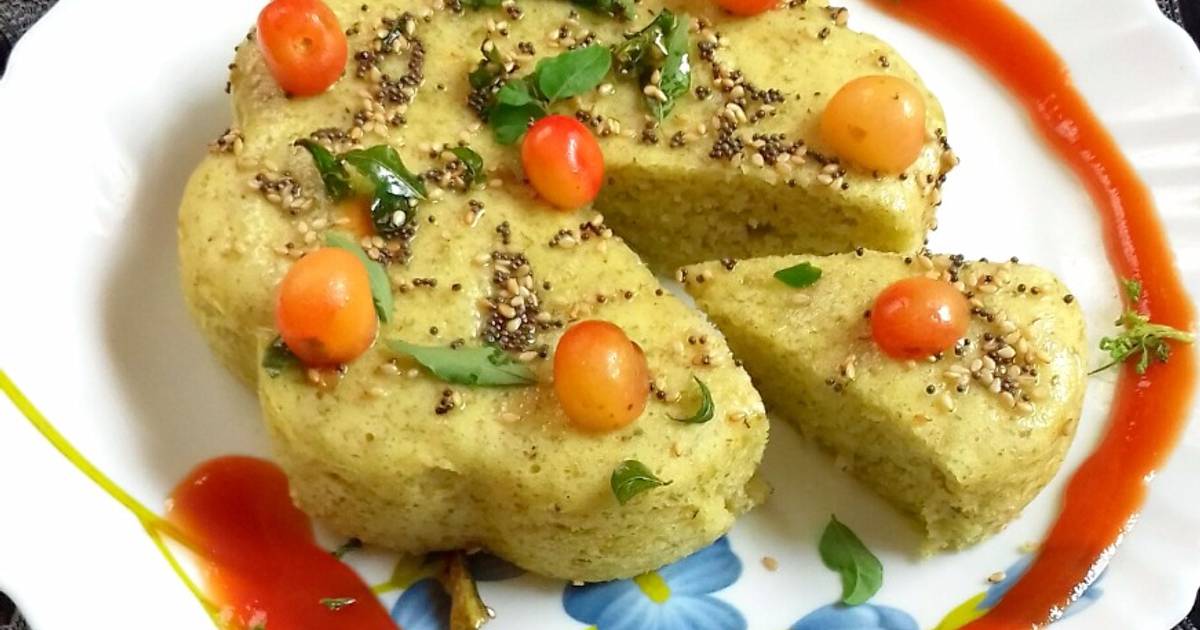 Moong dal dhokla Recipe by Neha Mangalani - Cookpad