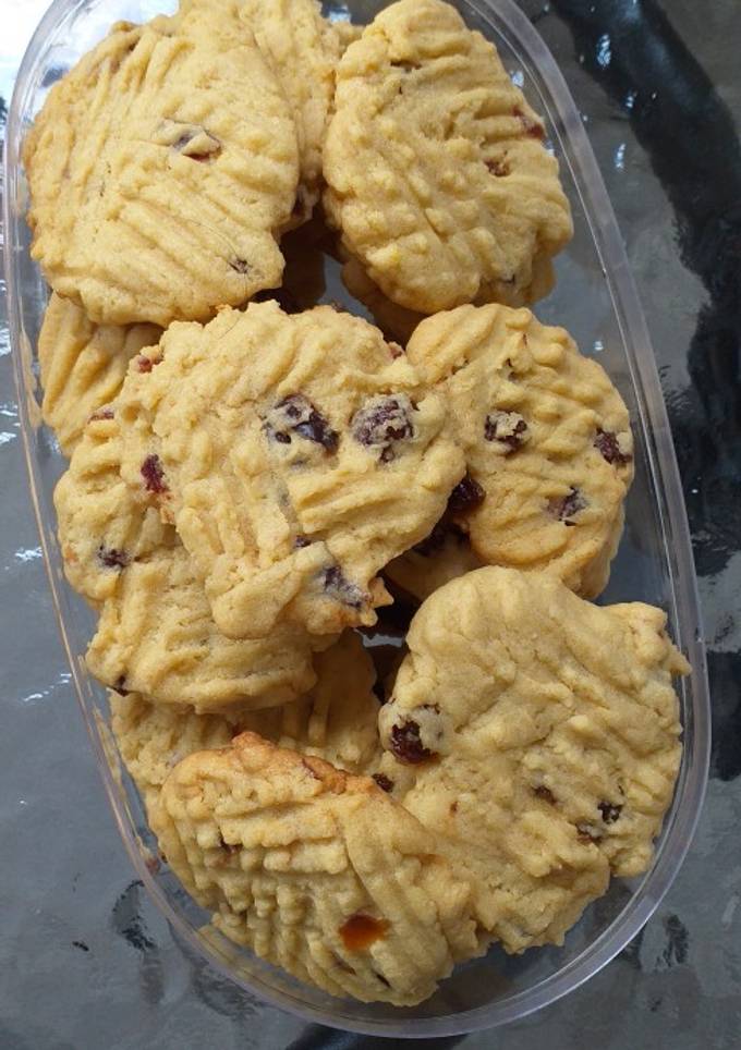Resep Cookies kismis kurma - 3 bahan, oleh Diah Kartika - Cookpad