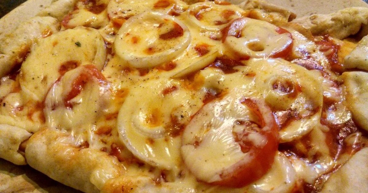 Resep Pizza Happy Call oleh Atikapra - Cookpad
