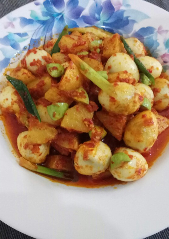 Resep Telur Puyuh Kentang Balado Pete oleh heryani dwi putri - Cookpad