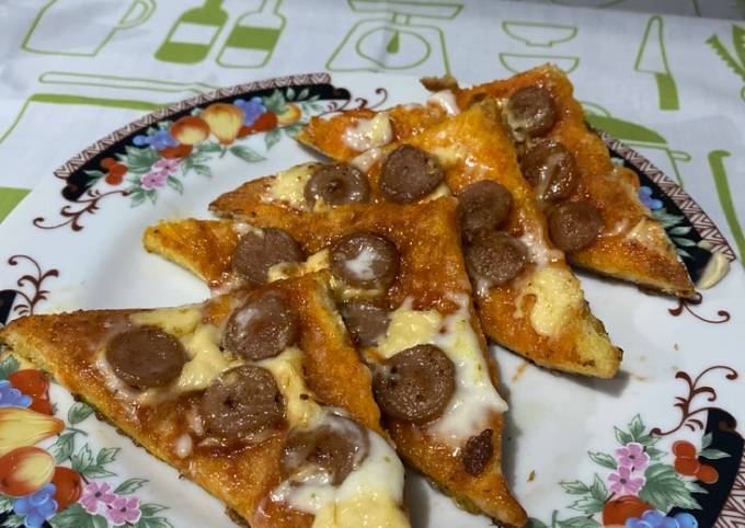 Resep Pizza roti tawar oleh Huda Bawazier - Cookpad