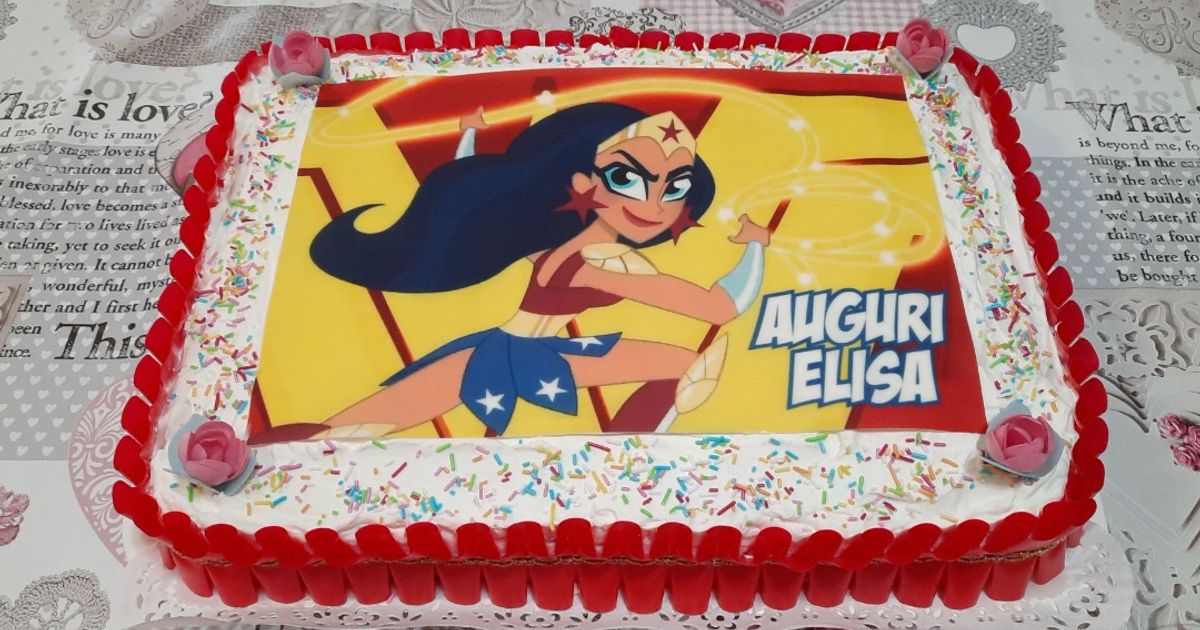 Ricetta Torta Wonder Woman di Francesca Sedda - Cookpad