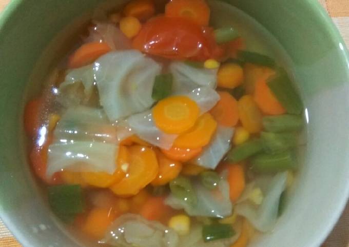 Resep Sayur Sop Sederhana oleh Ika Setyaningrum - Cookpad