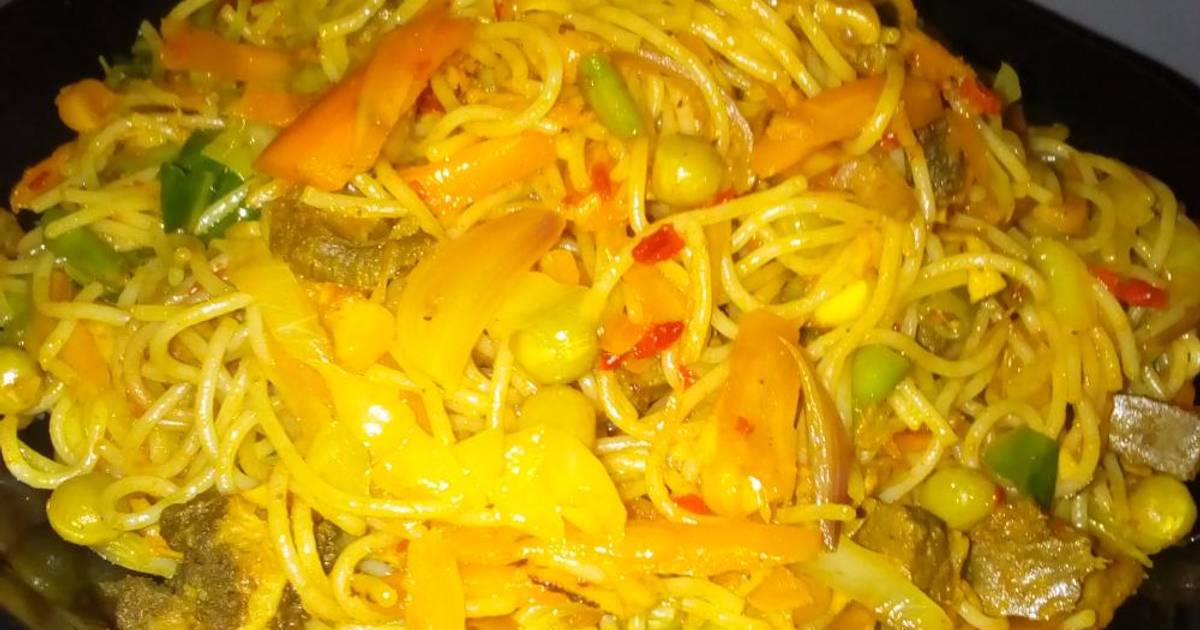 Fried vegetables spaghetti girki daga Mrs Nuruddeen kitchen - Cookpad