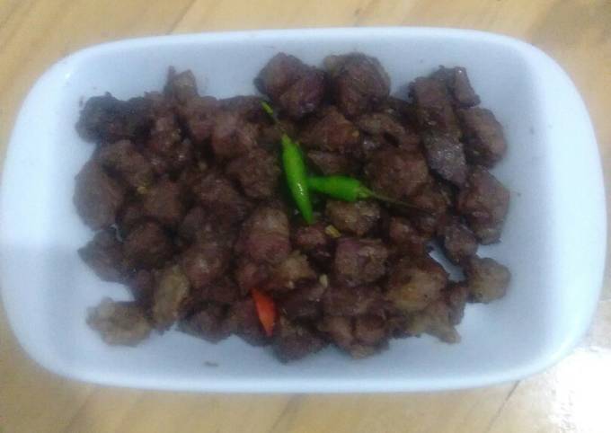 Resep Daging sapi goreng asem oleh Suhesti Diwayanty - Cookpad