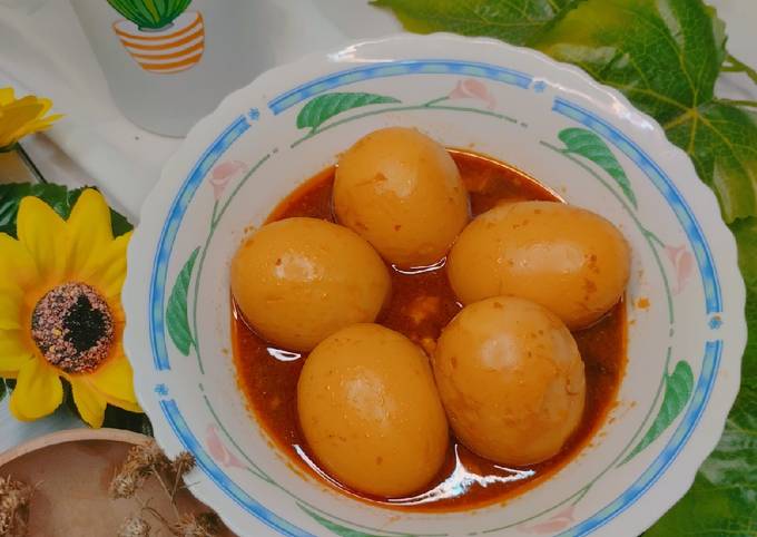 Resep Telur Kecap Pedas oleh Zahrotul An - Cookpad
