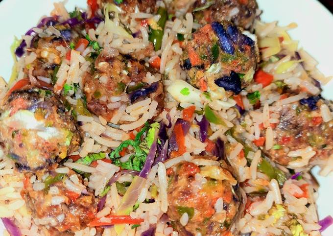 Veg Manchurian fried Rice Recipe by Uzma Syed - Cookpad