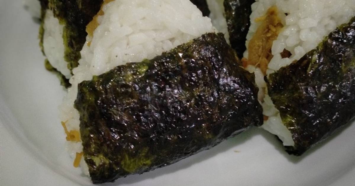 Resep Onigiri Isi Ayam Krawu oleh Riris Hadi - Cookpad
