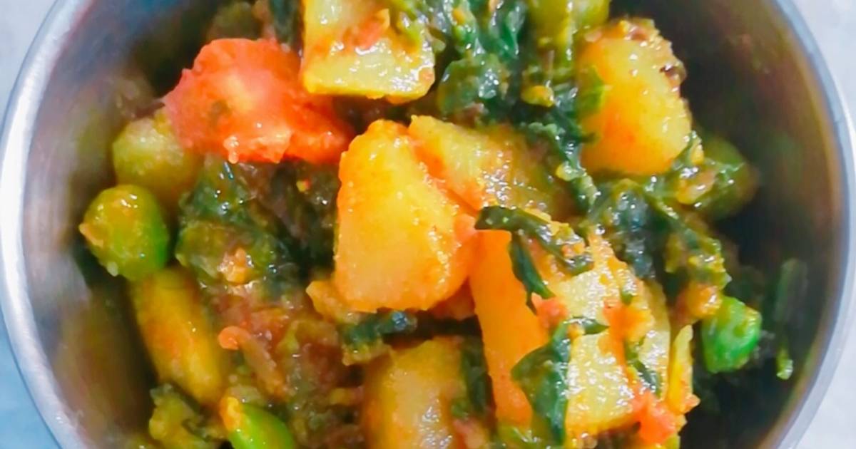 Aloo palak ki sabji Recipe by Rekha Jangid - Cookpad