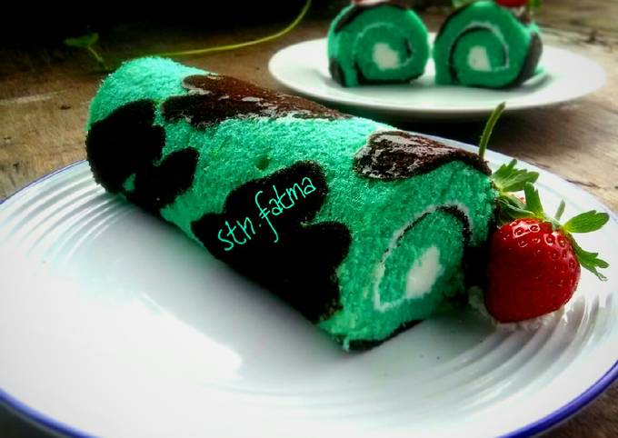 Resep Dark tosca rollcake oleh Fatma STn - Cookpad