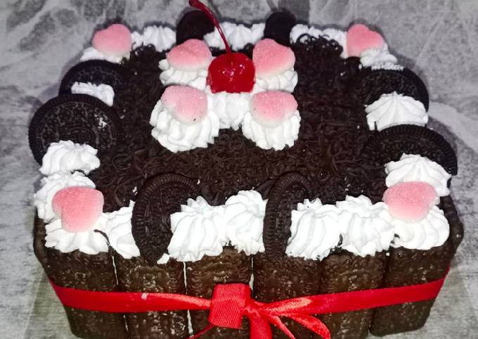 Resep Black Forest Anniversary oleh Widjie Astuti - Cookpad