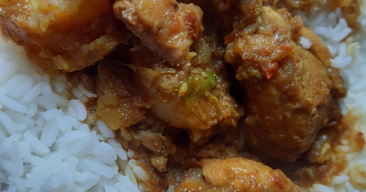 Soumi Mukherjee দ্বারা সহজ চিকেন কারি (Sahoj Chicken Curry Recipe In ...