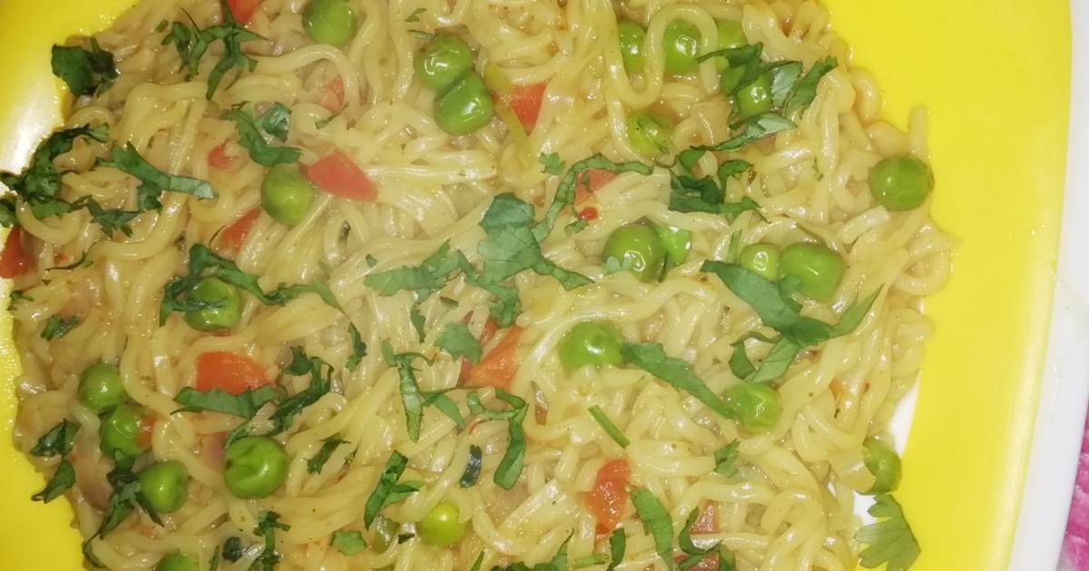 Vegetable Maggie Recipe by Kajal Mehta - Cookpad