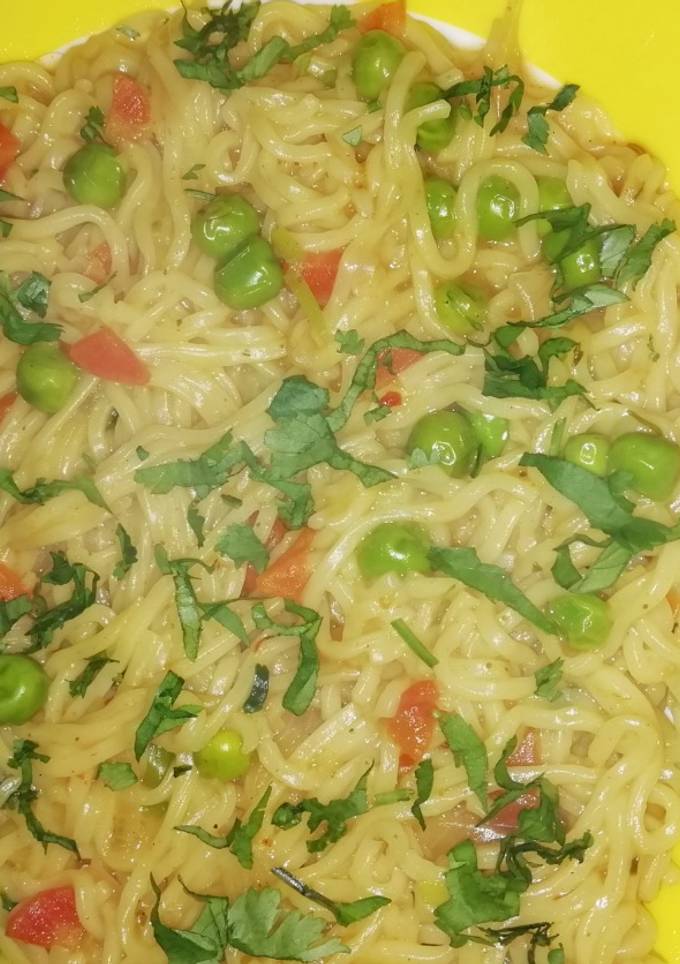 Vegetable Maggie Recipe by Kajal Mehta - Cookpad