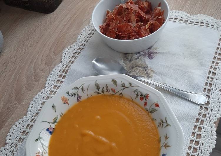 Crema de calabaza con crujiente de jamón Receta de loli- Cookpad