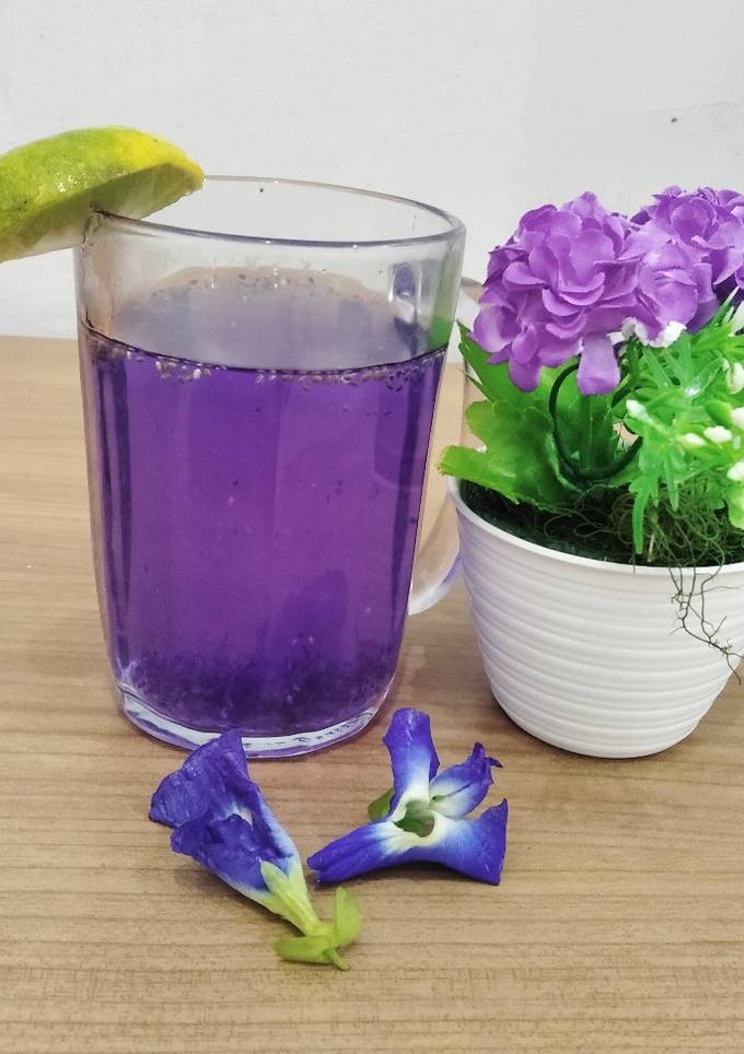 Resep Teh bunga telang jeruk nipis chia seed oleh Yelvi Levani - Cookpad