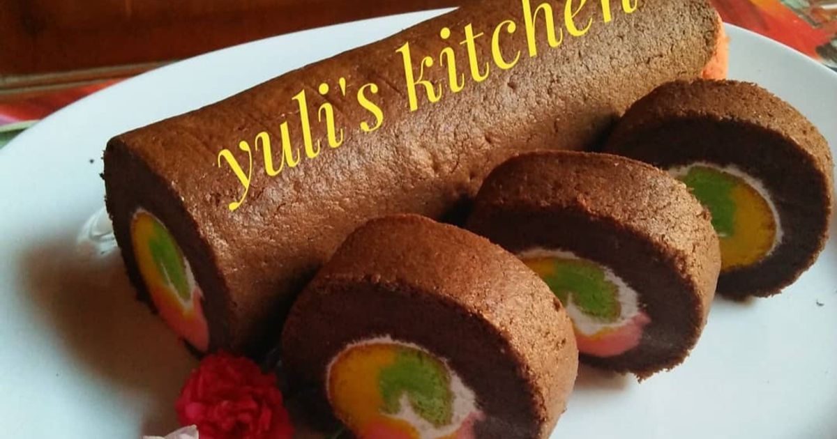 Resep bolu rainbow roll oven rumahan enak dan mudah - Cookpad
